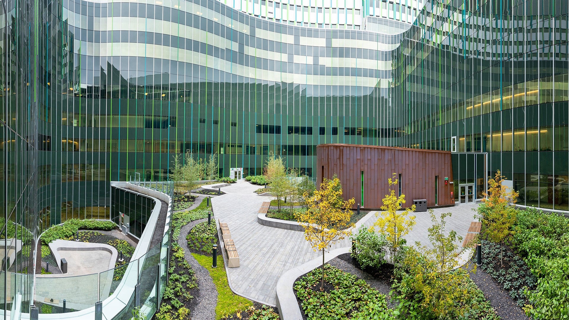 PCL Construction has 12 projects in Canada’s Top 100 PCL Construction has 12 projects in Canada’s Top 100